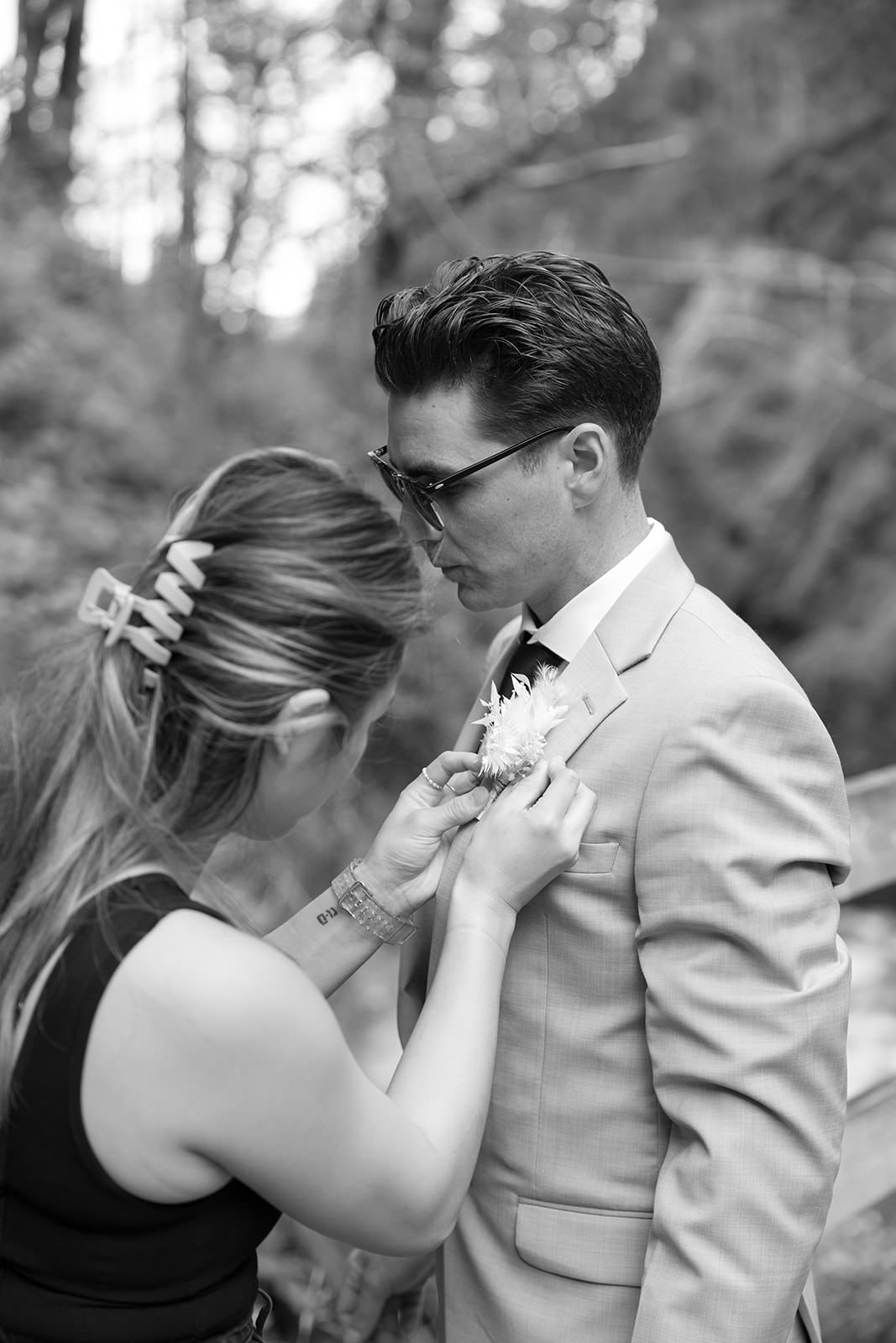 An Adventure Elopement in Oregon's Columbia River Gorge | Leah & Ali ...
